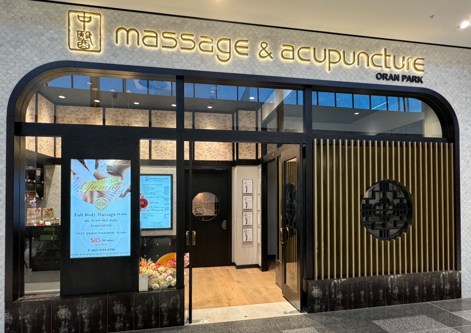 Lee Massage & Acupuncture - Near Best & Less - Podium