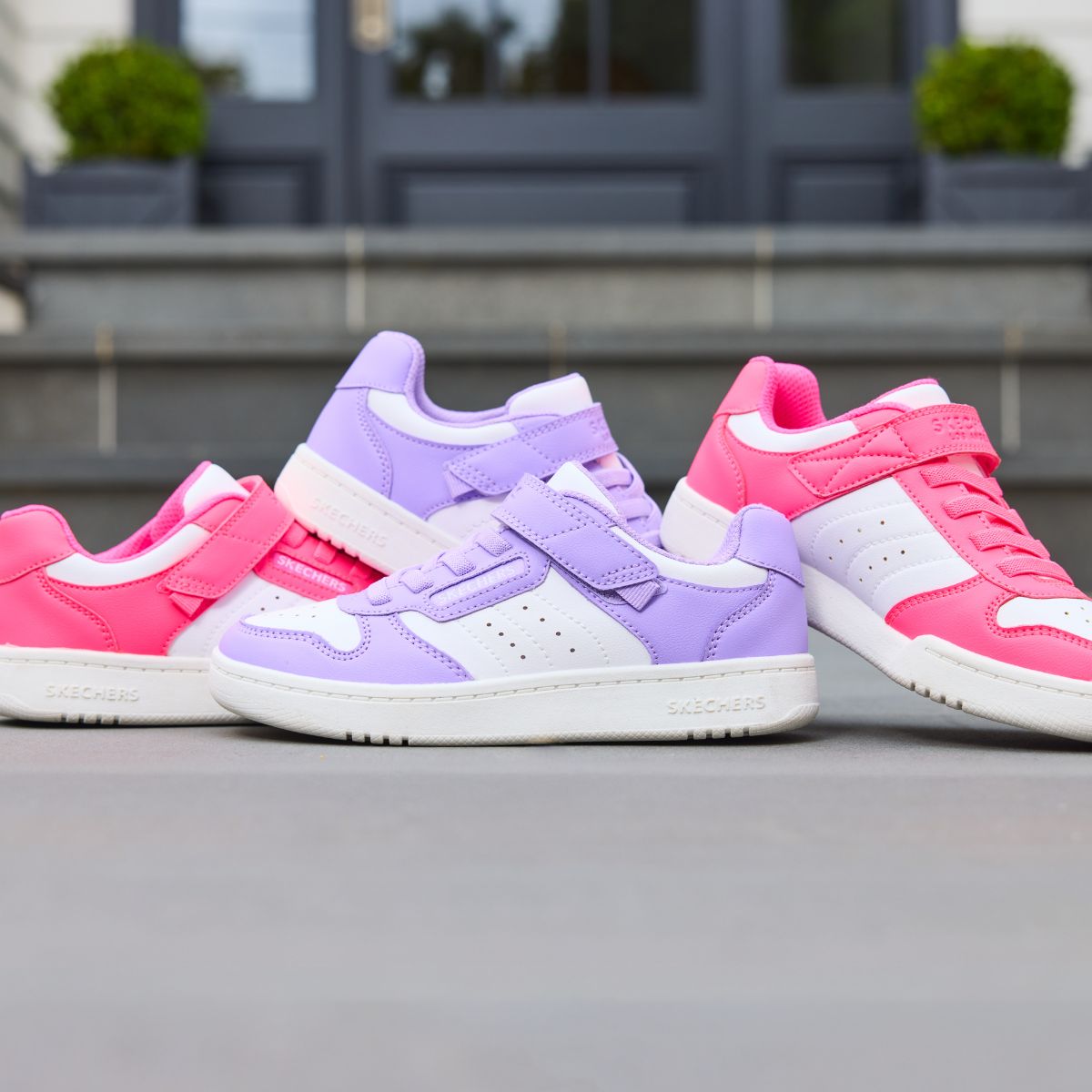 Skechers - Black Friday - Podium